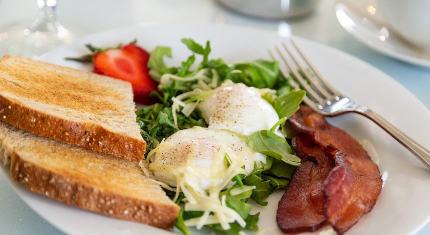 Ipswich B&B | Breakfast & Dining at The Inn at Castle Hill